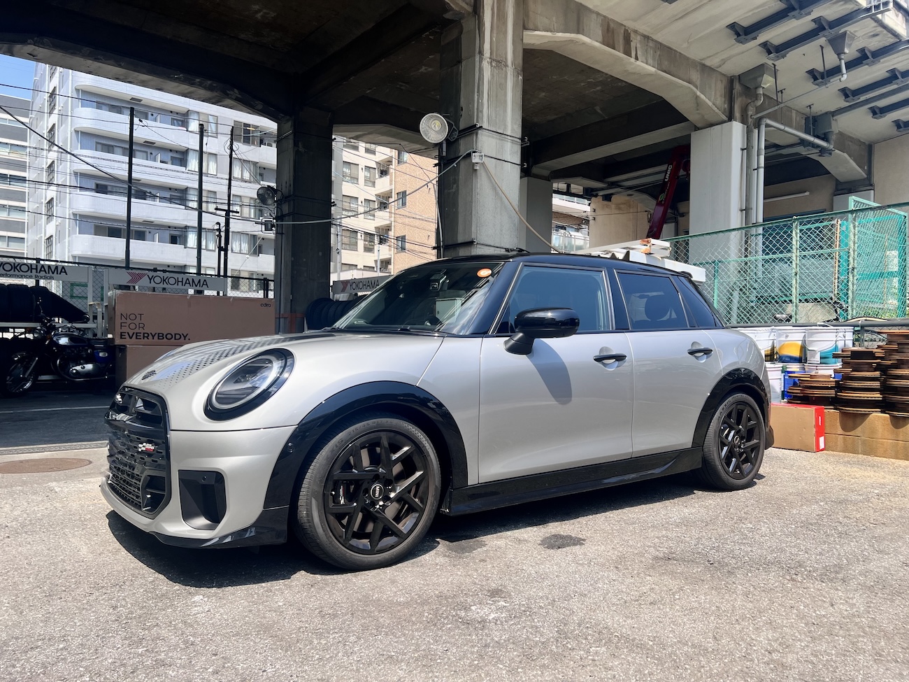 MINI F65クーパーSカスタムスタートです！Eibach＆CPMインストール！ | Studie[スタディ]