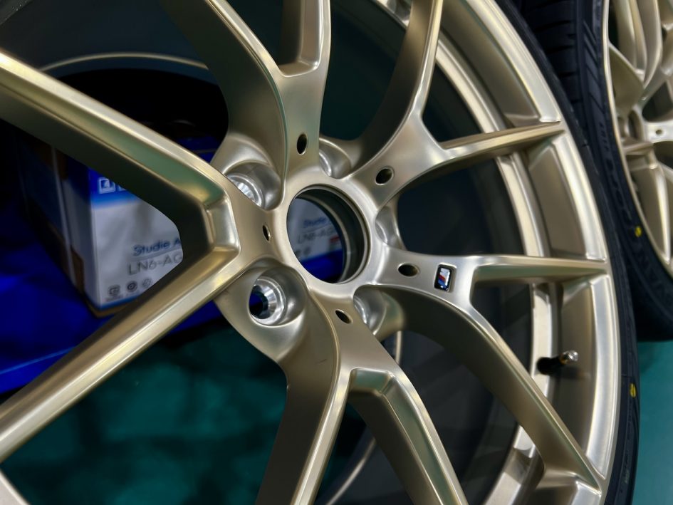 BMW M 763M Frozen Gold Wheel F87M2competition | Studie[スタディ]