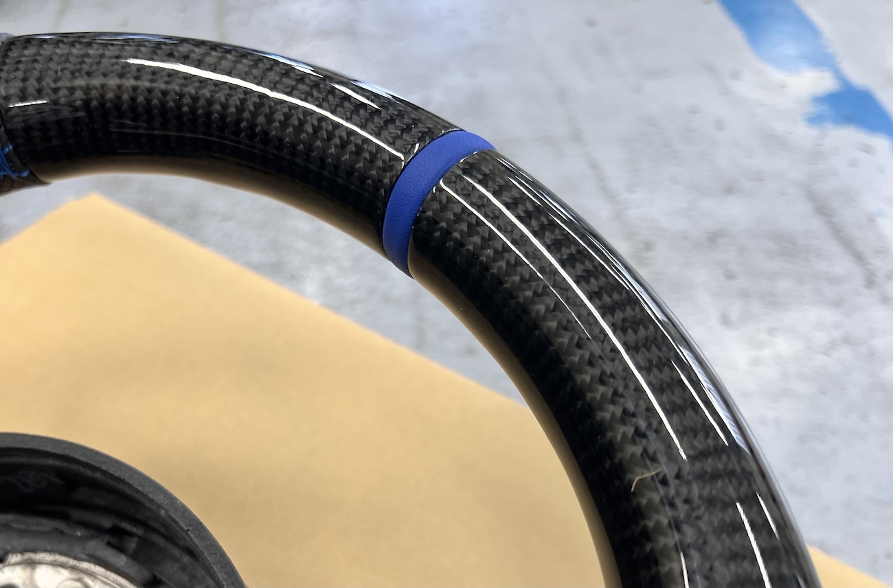 何かと話題なVERSPIELTステアリングッ！E89Z4に装着です！ | Studie[スタディ]