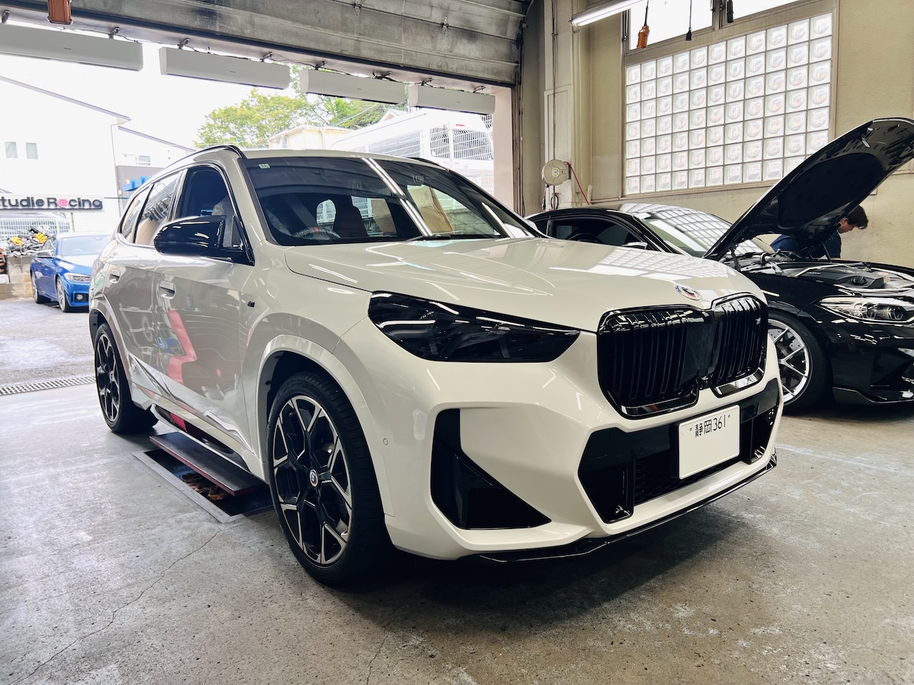 BMW U11X1フロアマットのお勧め♪性能アップはこちら！ | Studie[スタディ]
