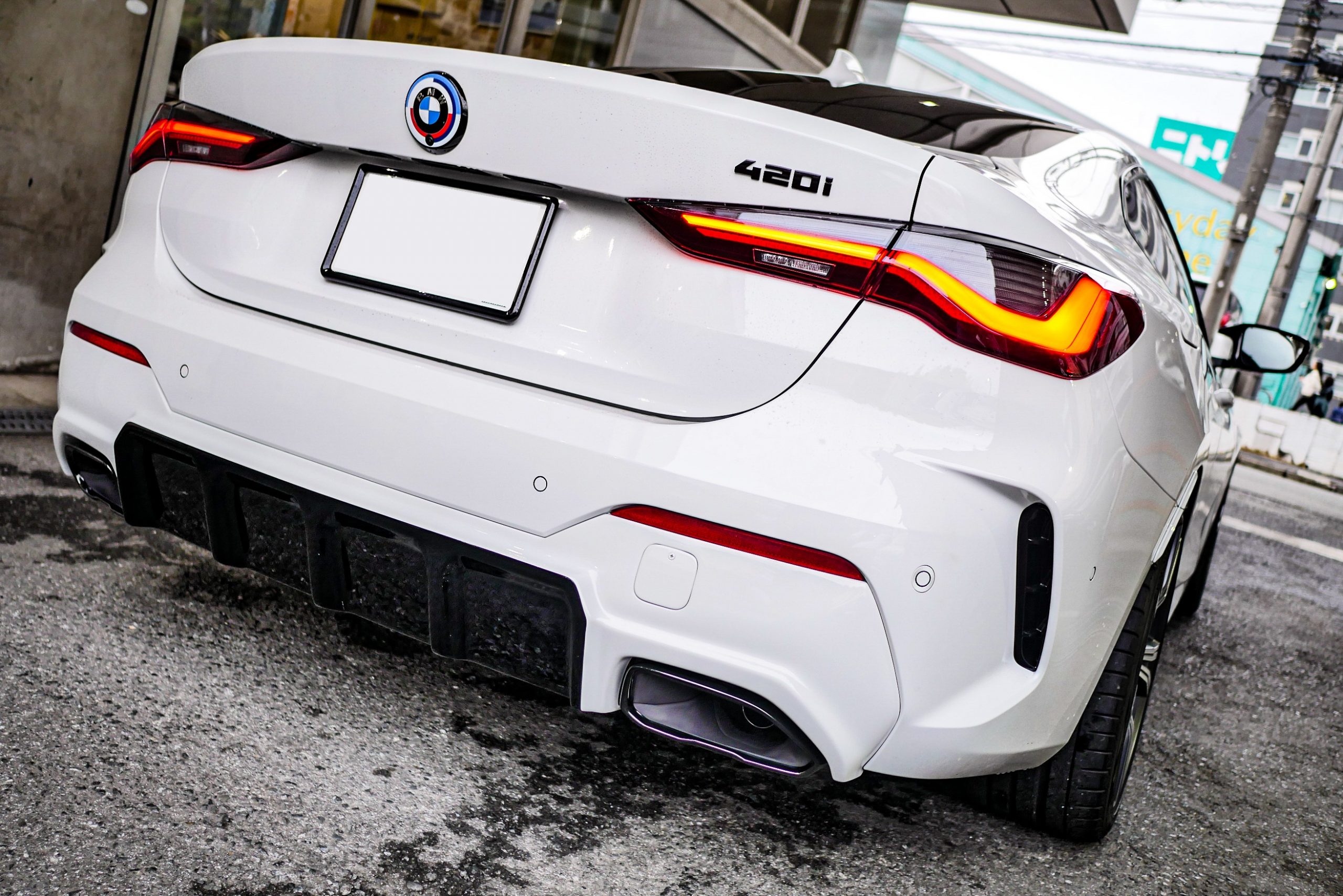 続！BMW G22/23 4シリーズ Mスポーツ車両に！リア編♪ | Studie[スタディ]