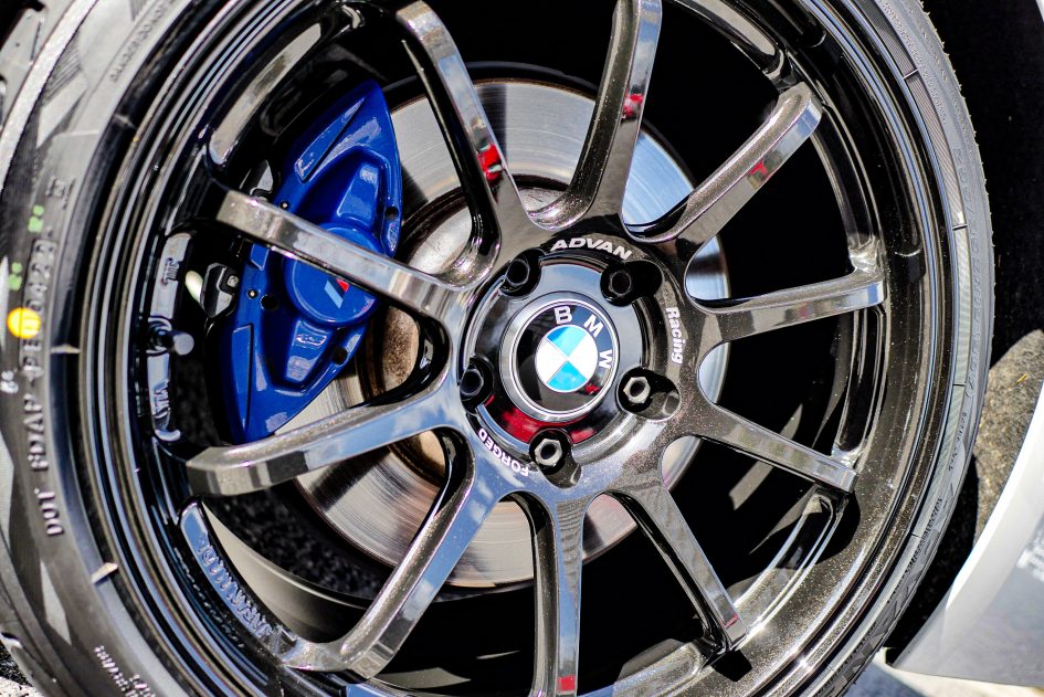 BMW F36グランクーペにADVAN RacingがCool！ | Studie[スタディ]
