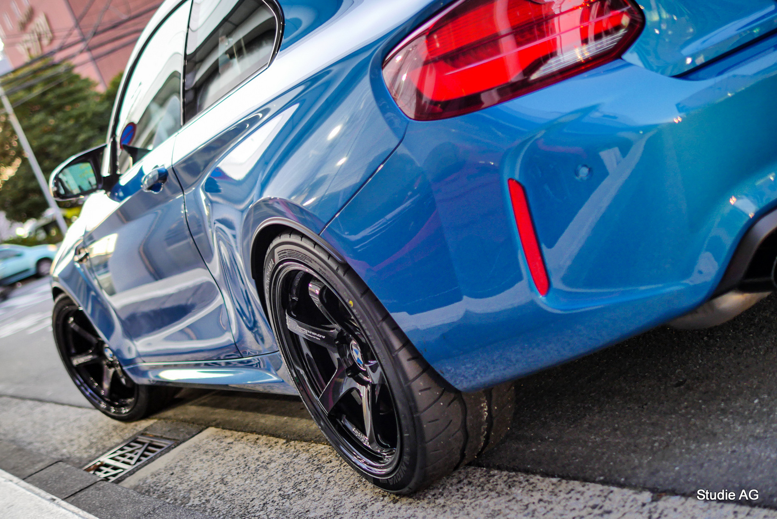 ADVAN Racing Wheelsも！BMWに抜群のマッチングを魅せます(^_-) | Studie[スタディ]