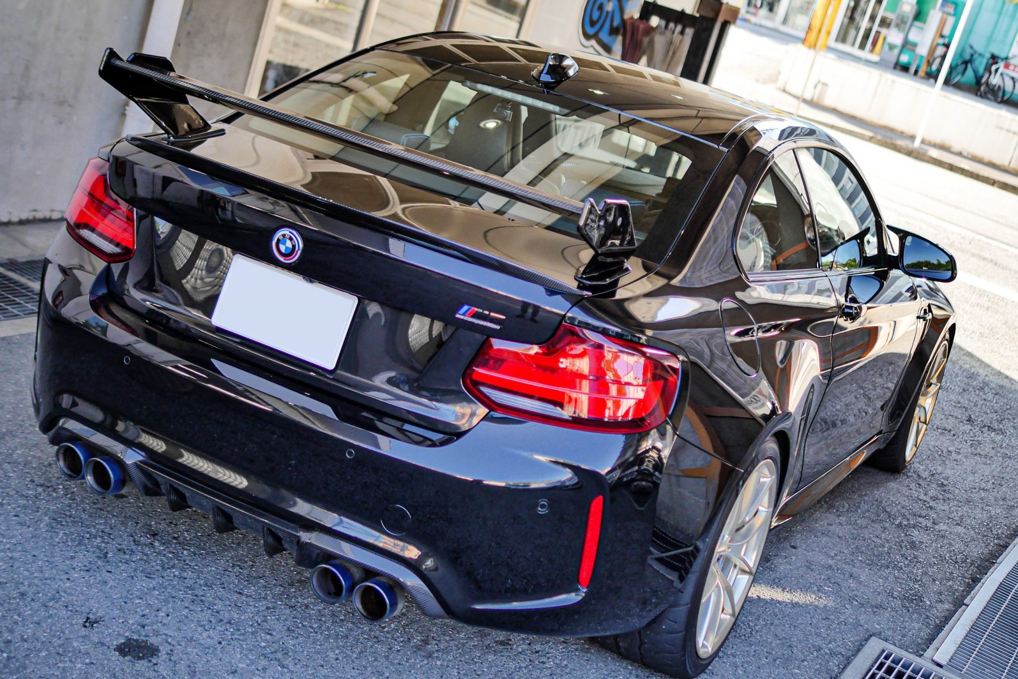 BMW Motorsport Parts！CS Racing リアウィングをM2 Competitionに(^_-) | Studie[スタディ]