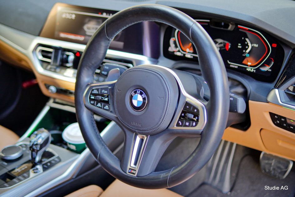 BMW純正♪MパーツでステアリングをグレードUP(^_-) | Studie[スタディ]