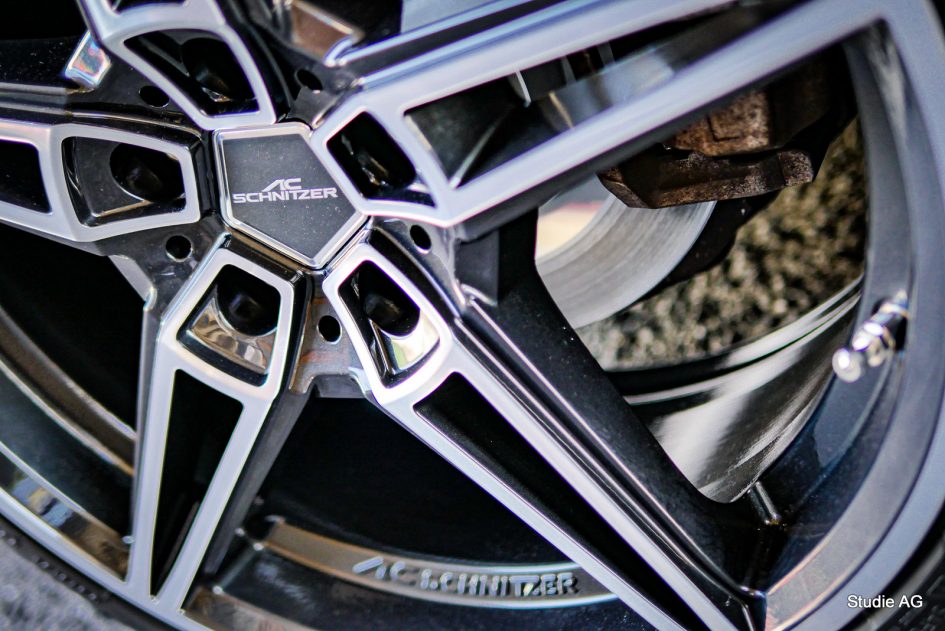 抜群に似合う♪BMW ＆ AC SCHNITZER Wheel！ | Studie[スタディ]
