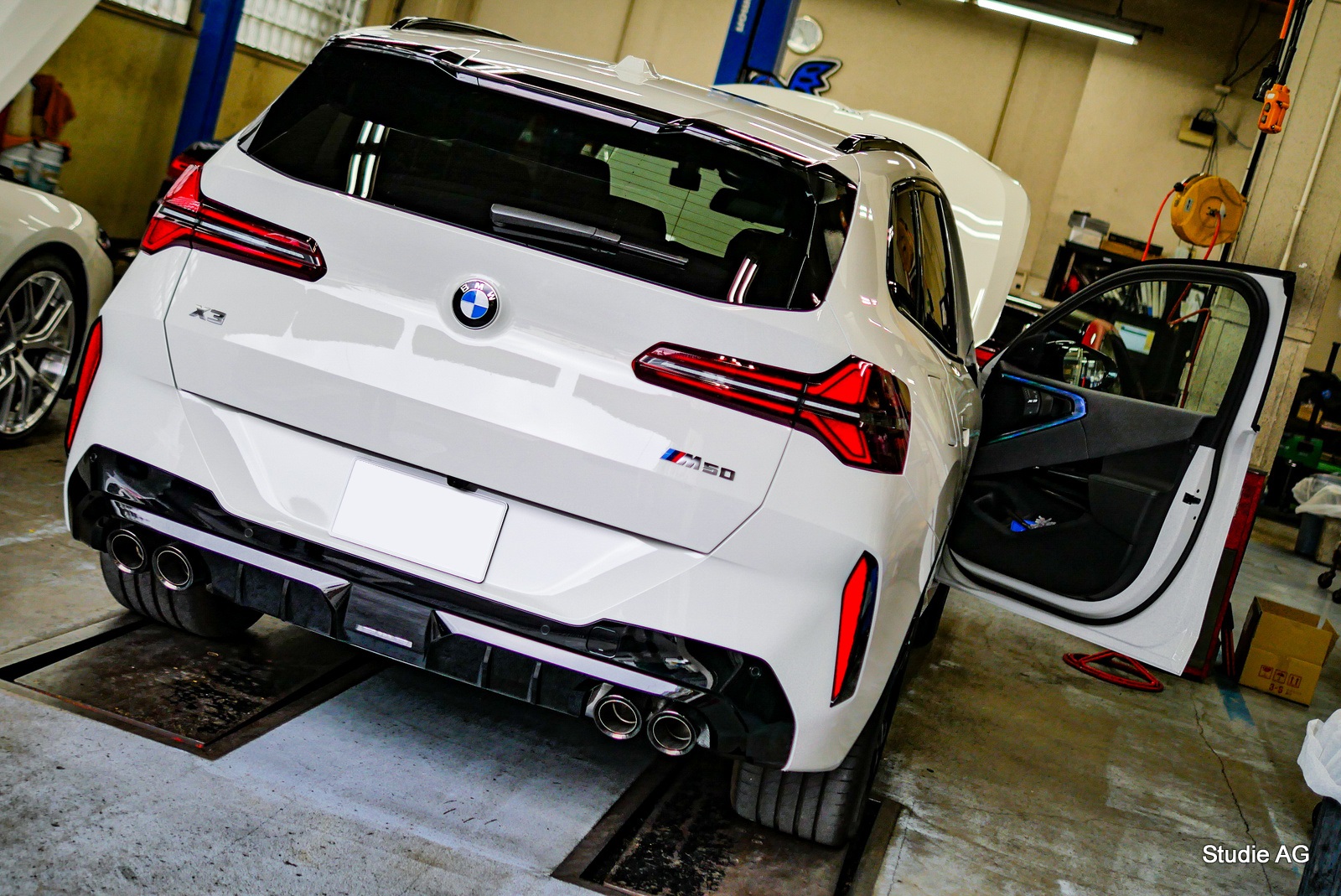 早くも入庫ー！New BMW X3！G45にもStudie AG × Deffフィルム♪ | Studie[スタディ]