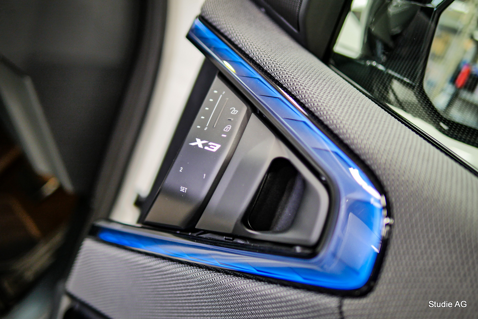 早くも入庫ー！New BMW X3！G45にもStudie AG × Deffフィルム♪ | Studie[スタディ]