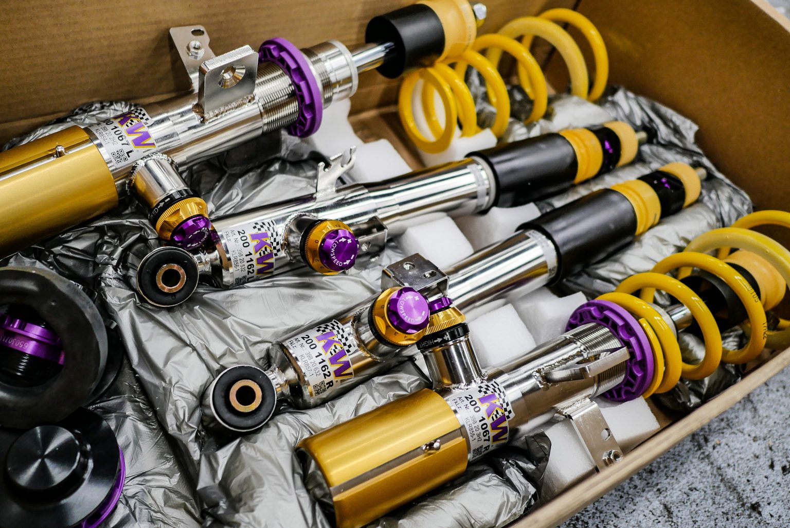 絶品！KW V4をBMW G80M3 Competition Xdriveに(^_-) | Studie[スタディ]