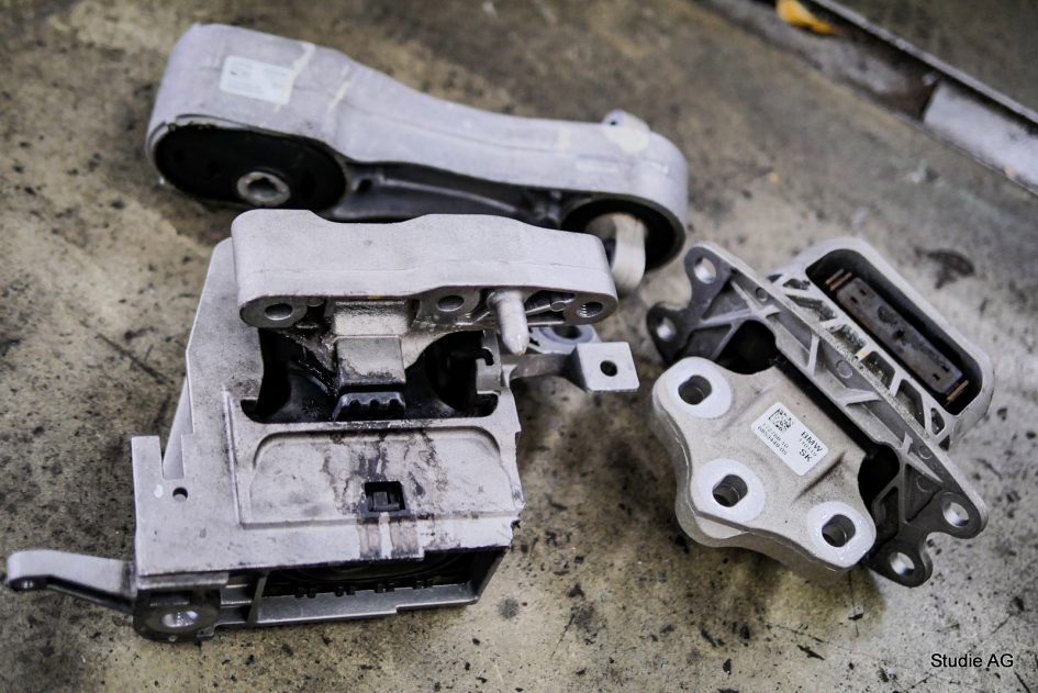 FF系なBMW & MINIのウィークポイント。。大事なマウントブッシュ類！ | Studie[スタディ]