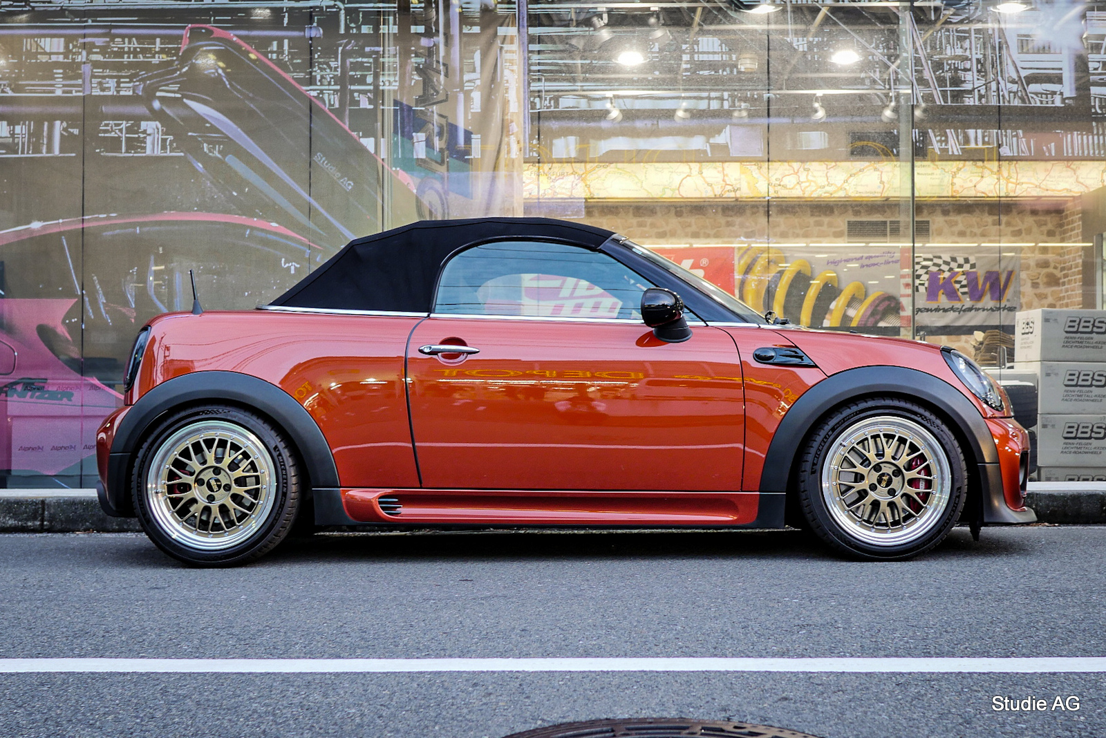 年末までの期間限定販売中なBBS LM30周年カラーをMINI R59 JCWに(*^^)v | Studie[スタディ]