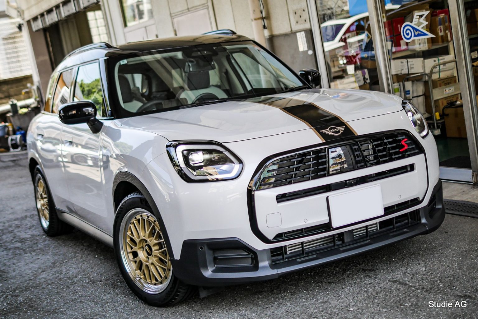 新型MINI U25 COUNTRYMAN に！BBS LM！ | Studie[スタディ]