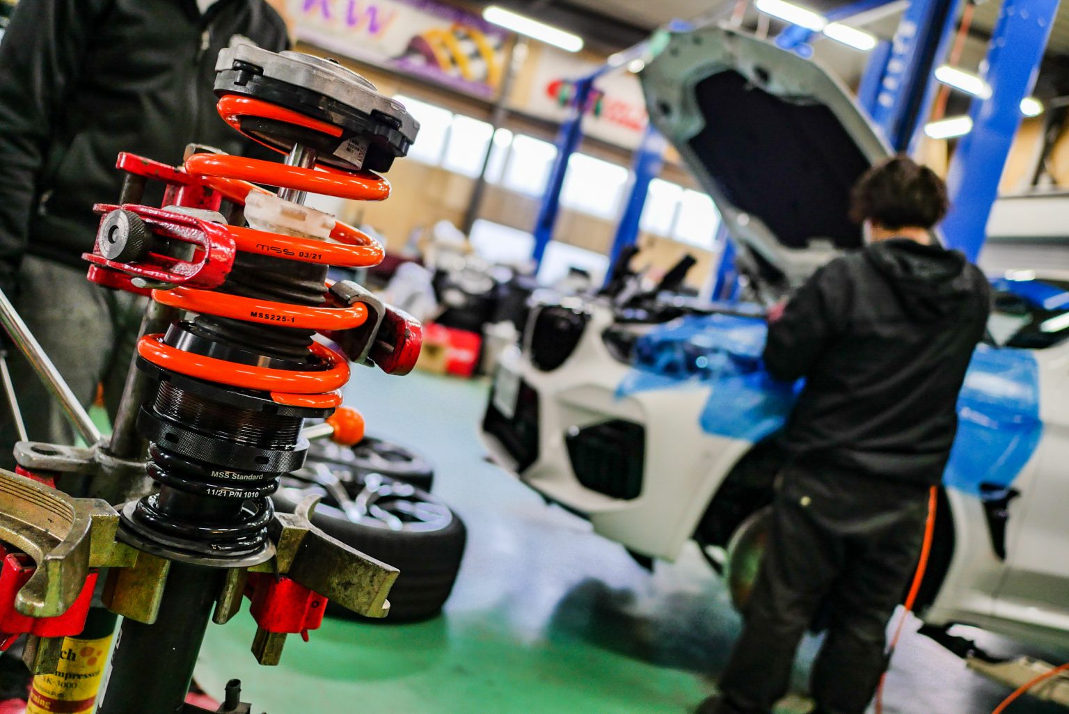 BMW F98 X4M Competitionに！乗り心地良し！なMSS投入の巻♪ | Studie[スタディ]