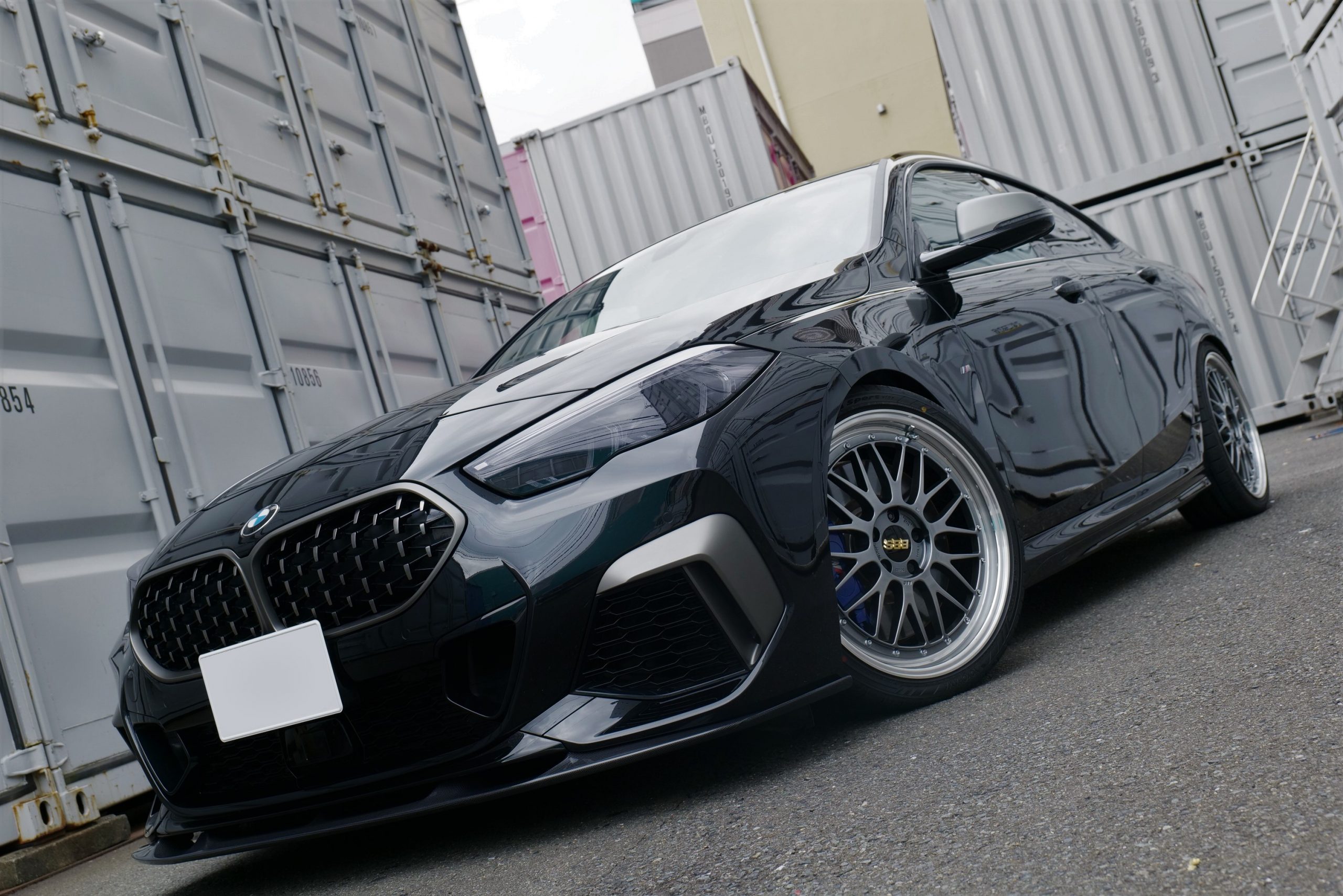 【横浜店 Nさん】純正パーツとカスタムパーツのバランスが絶妙なF44グランクーペ！ | Studie[スタディ]