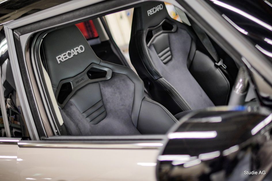 2脚揃える存在感と満足度♪MINI F55にRECARO SR-C投入ー！ | Studie[スタディ]