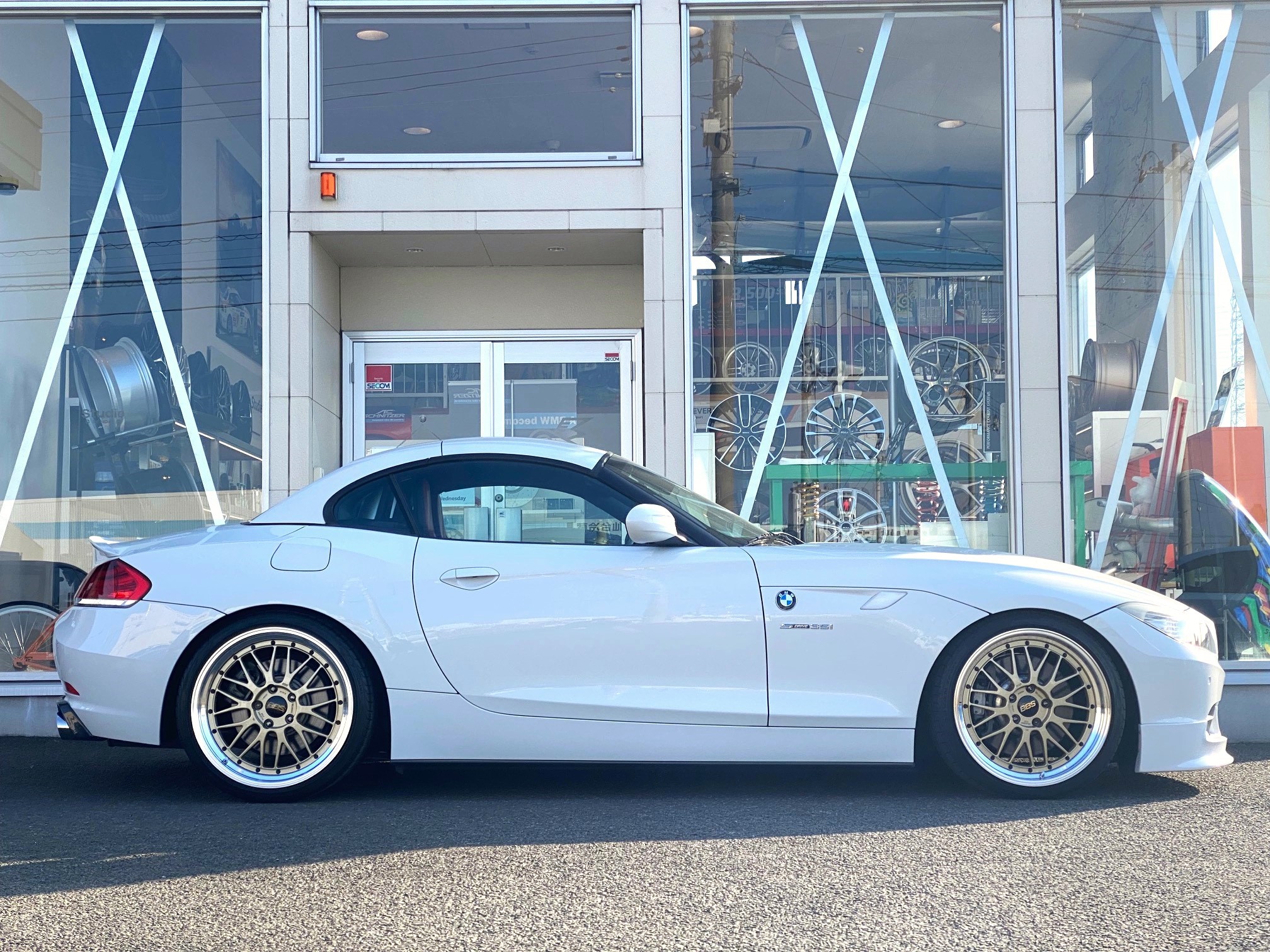 【仙台店 Sさん】コンディションも抜群!愛情たっぷりなBMW E89 Z4! | Studie[スタディ]