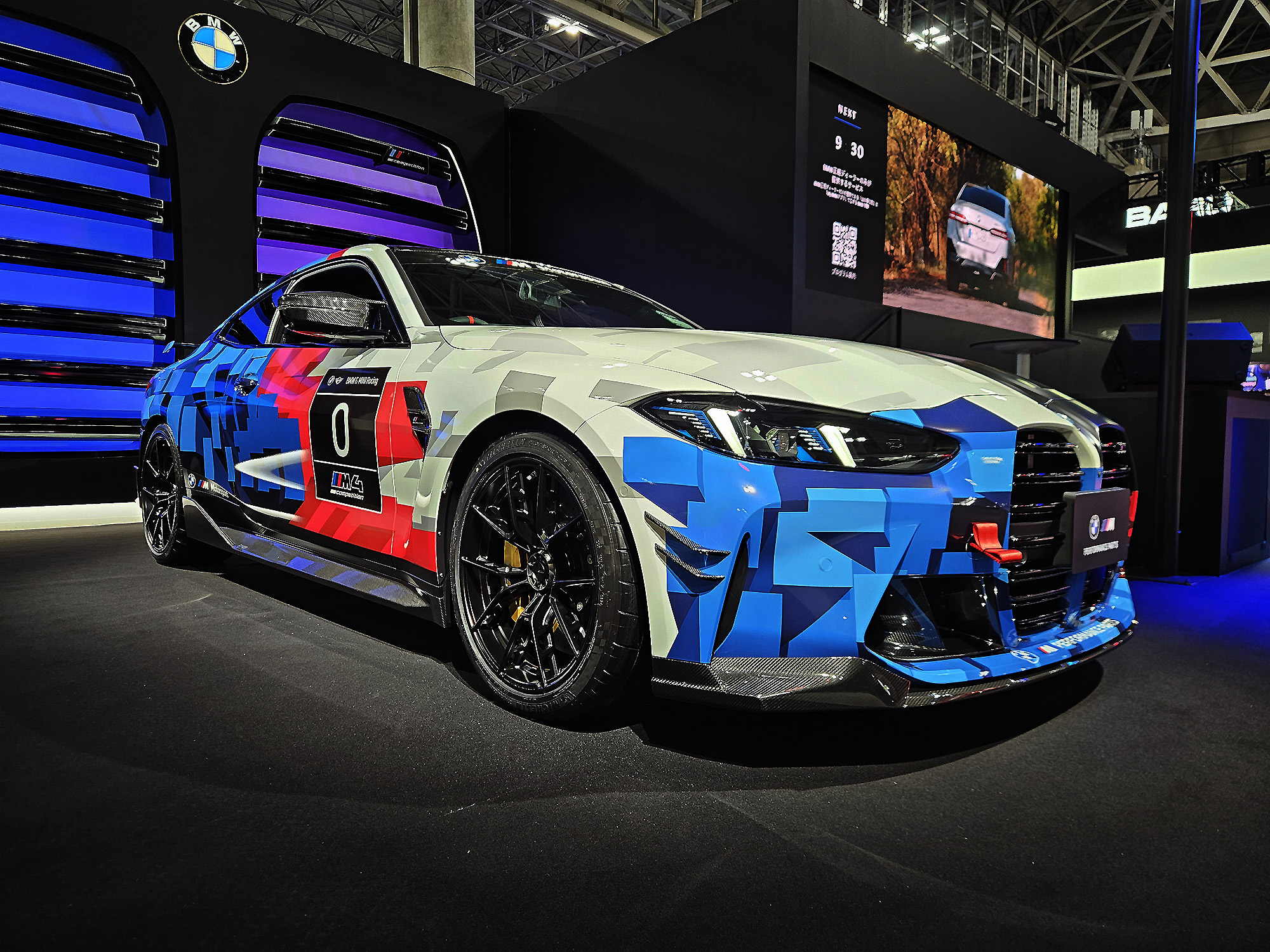 今年のM Performanceパーツにも興味津々！ NEW M5も登場で大迫力なBMW JAPANブース | Studie[スタディ]