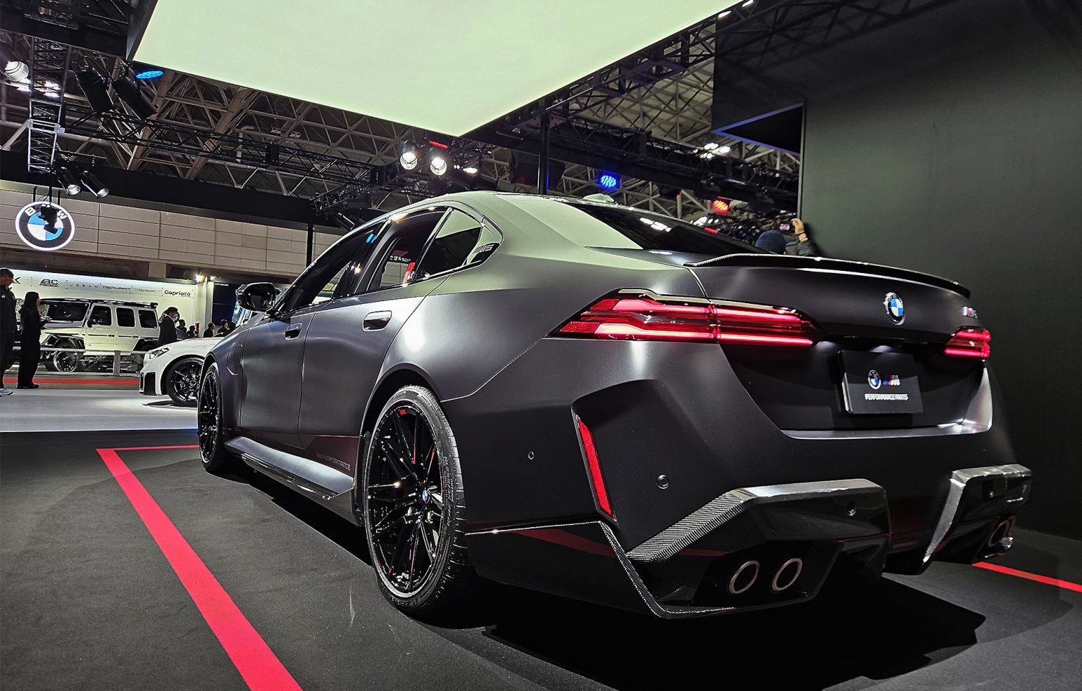今年のM Performanceパーツにも興味津々！ NEW M5も登場で大迫力なBMW JAPANブース | Studie[スタディ]