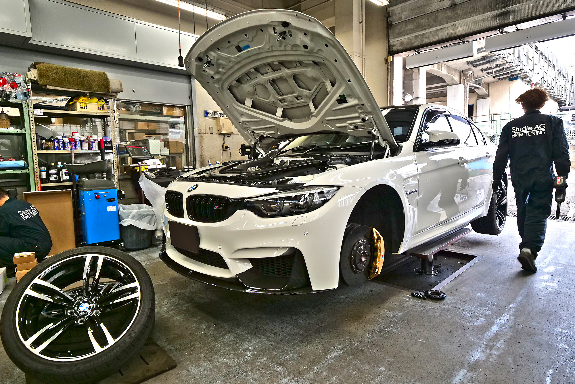 室内のスイッチで減衰調整できるKW DDCをBMW F80M3にセットアップ！ | Studie[スタディ]