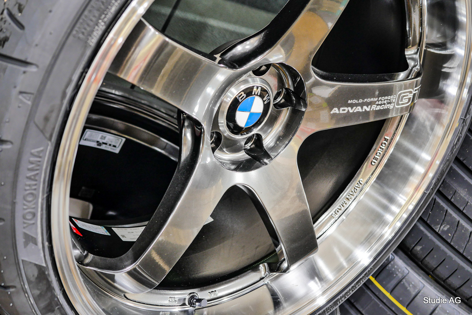 BMW G87M2 Alpha-N Ver + ADVAN Racing GT 20/21inch！ | Studie[スタディ]