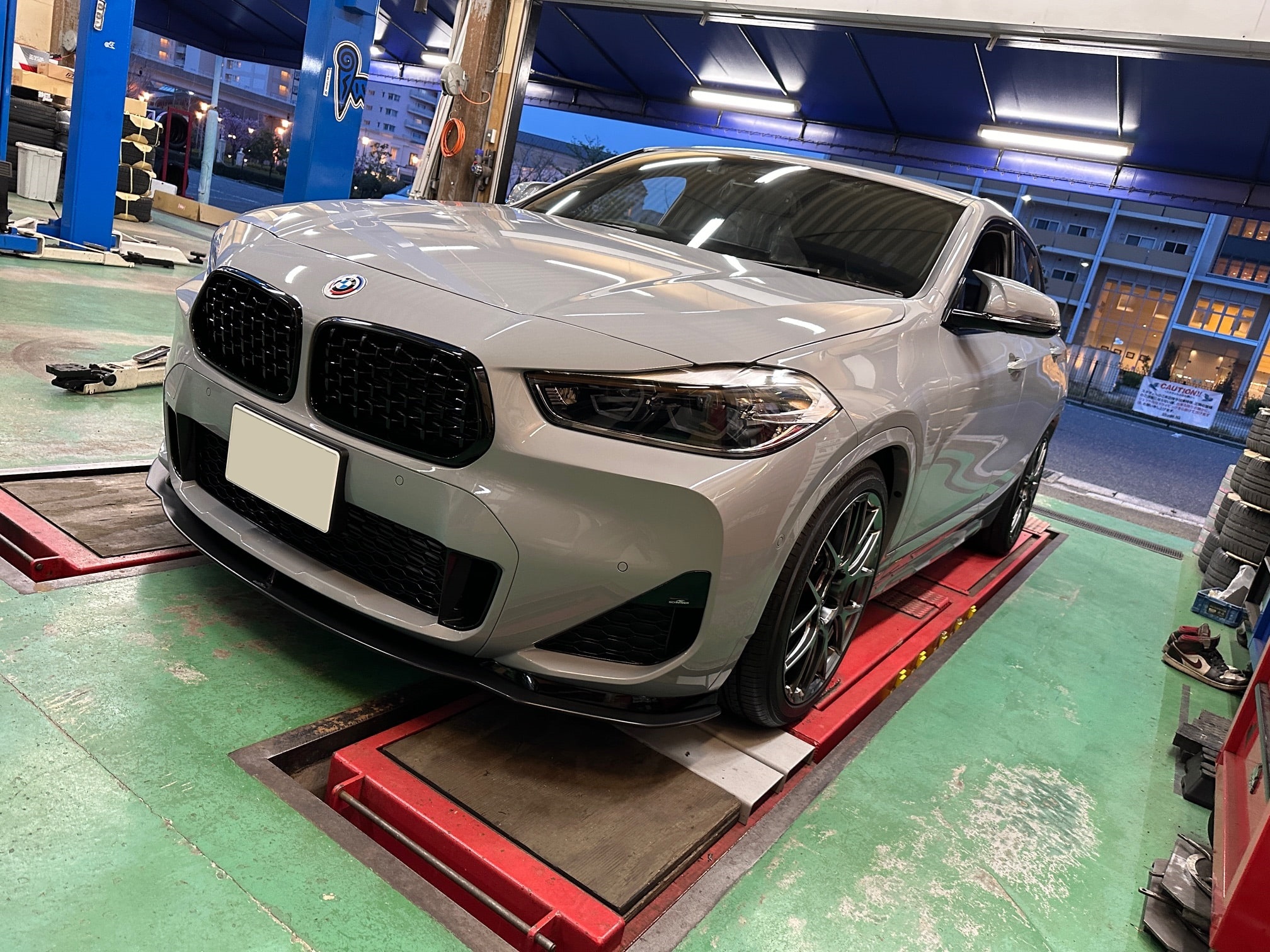 【神戸店Hさん】何とあのBMWが更に魅力増し増しに！BMW F39 X2 18iをご紹介☆ | Studie[スタディ]