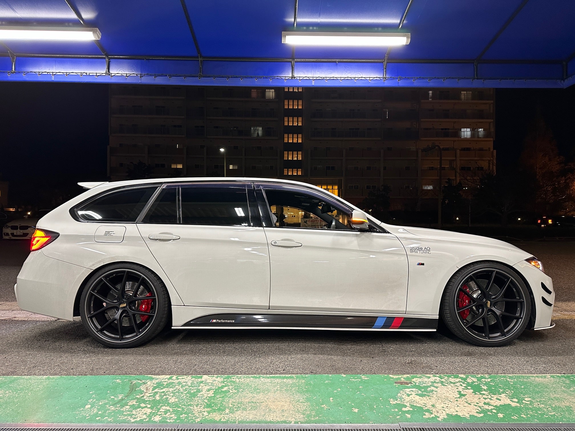 BBS UNLIMITED CI-RホイールをBMW F31 320iへ装着いただきました\(^o^)／ | Studie[スタディ]