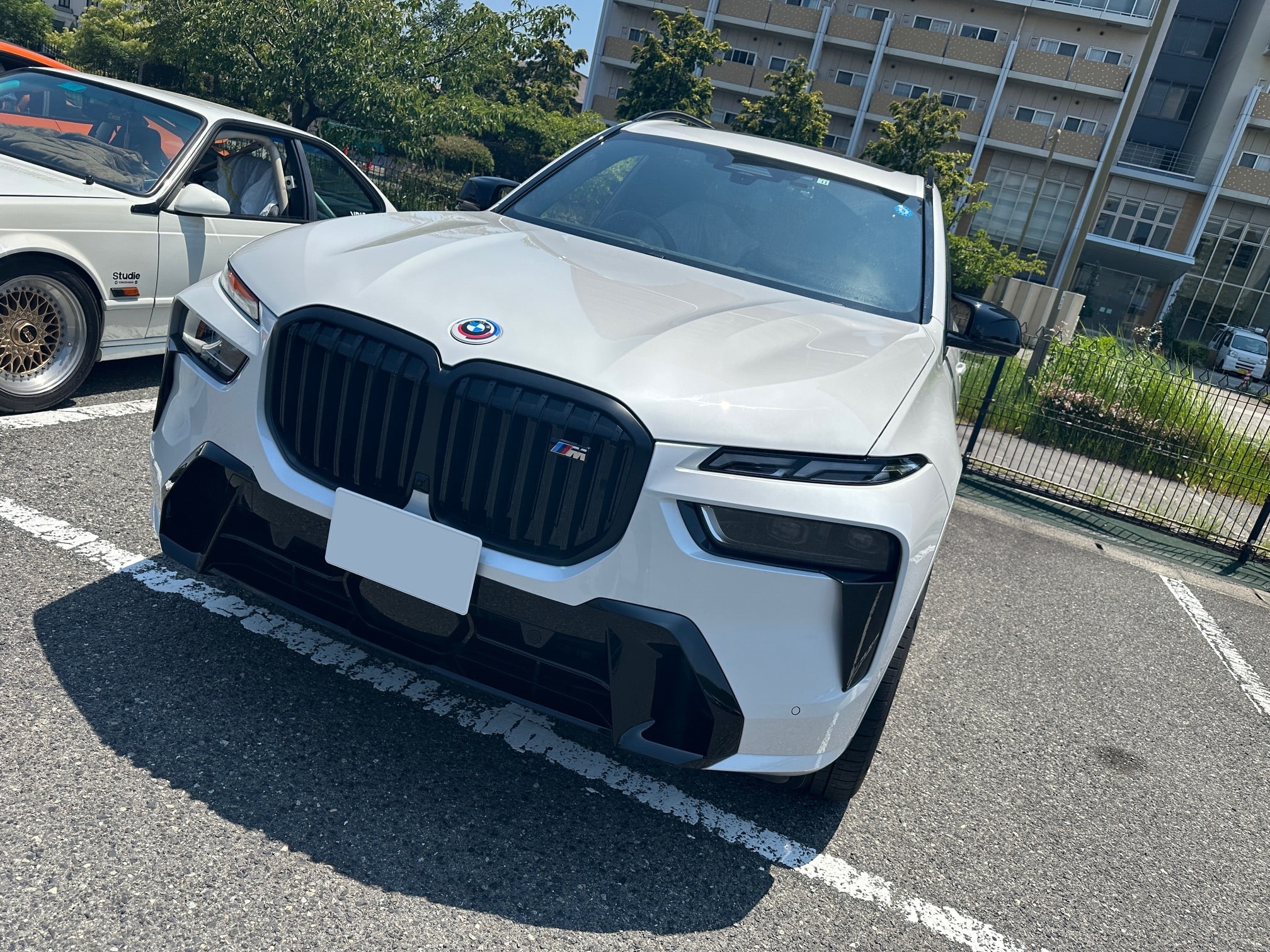 かゆいところに手が届く！カーブドディスプレイBMWの快適性をUP！ | Studie[スタディ]