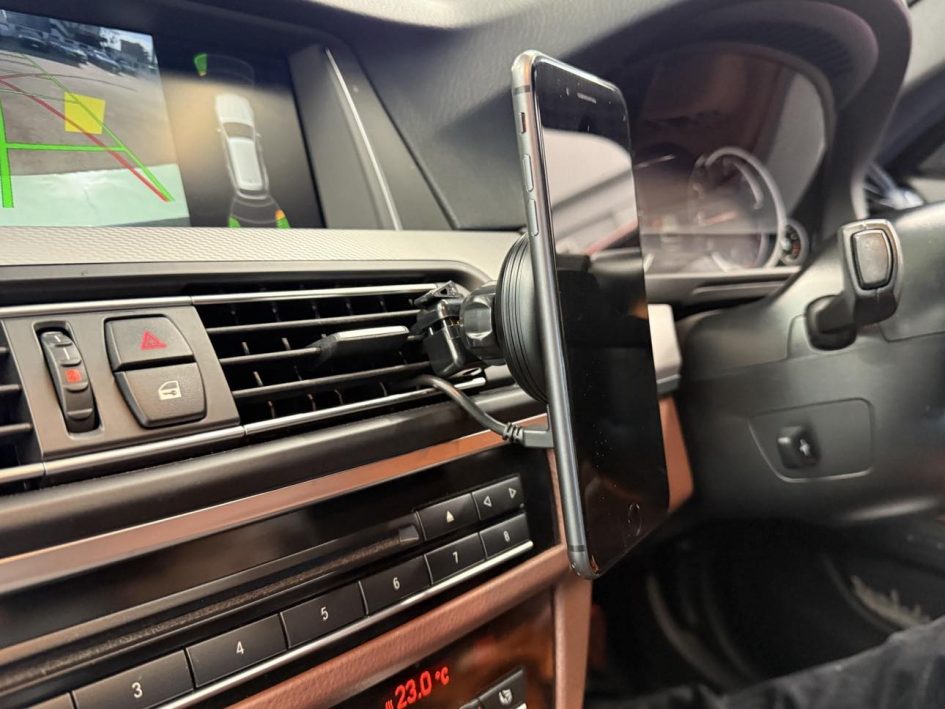 BMWの車内もより良く快適に！Studie AG×Deff Airput with Car Cable Kit(^_^) | Studie[スタディ]