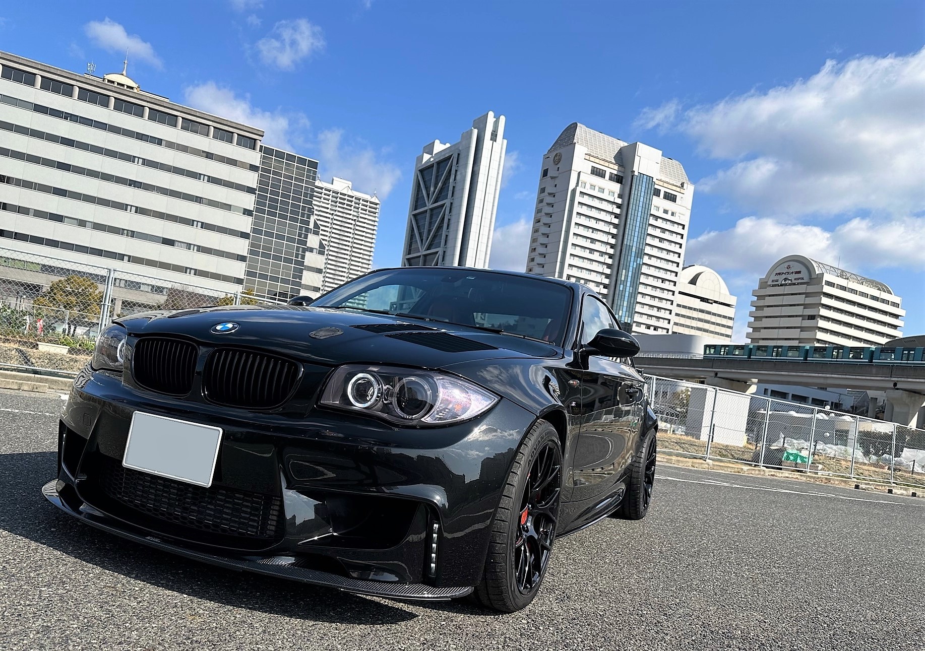 【神戸店 TKDさん】まだまだ行きますよ！さらなる進化を遂げたスペシャルBMW E82クーペ！ | Studie[スタディ]