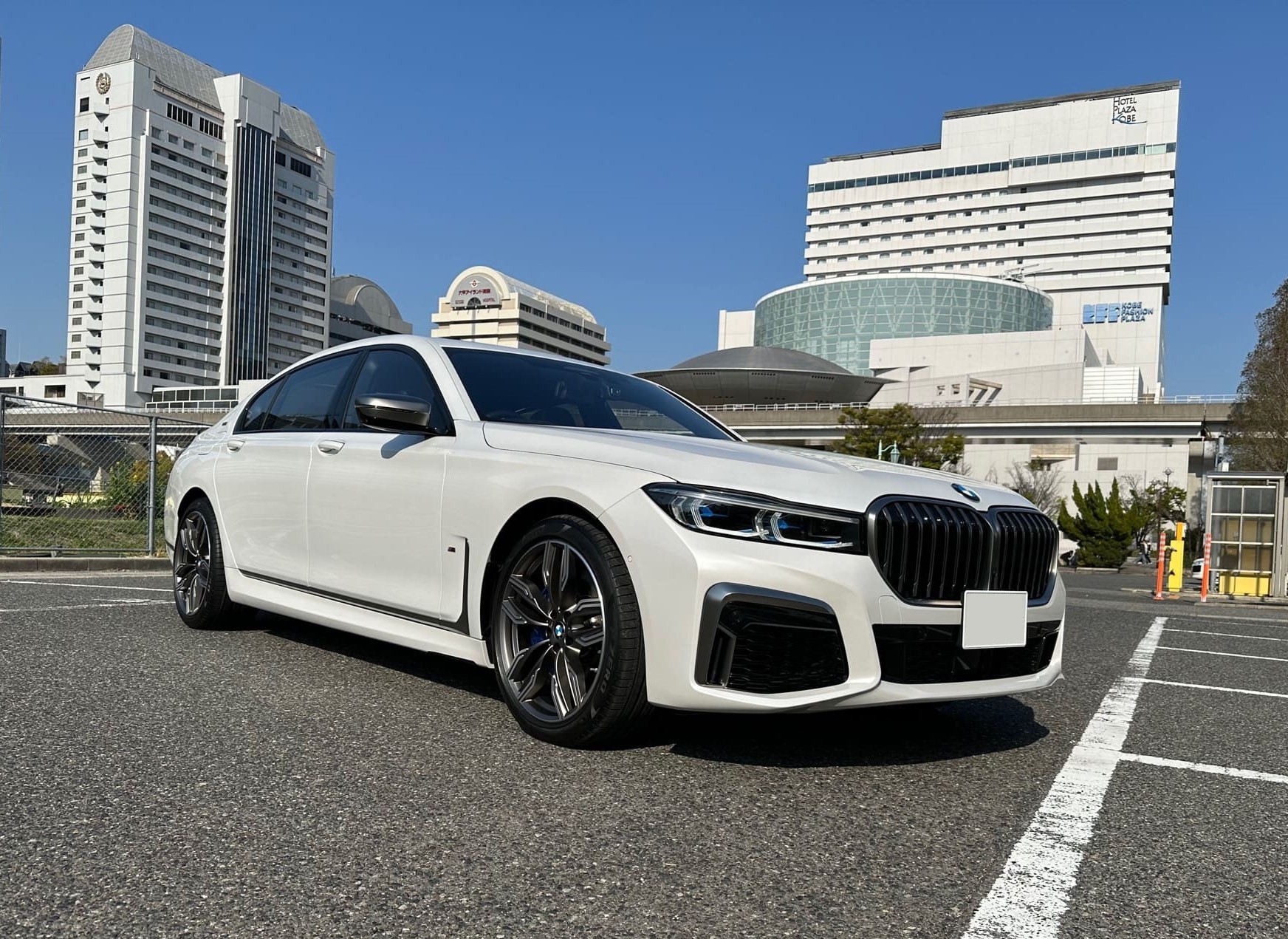 FINAL V12！フラッグシップBMW G12LCI M760LiをStudie CAR SALEよりご納車させていただきました ...