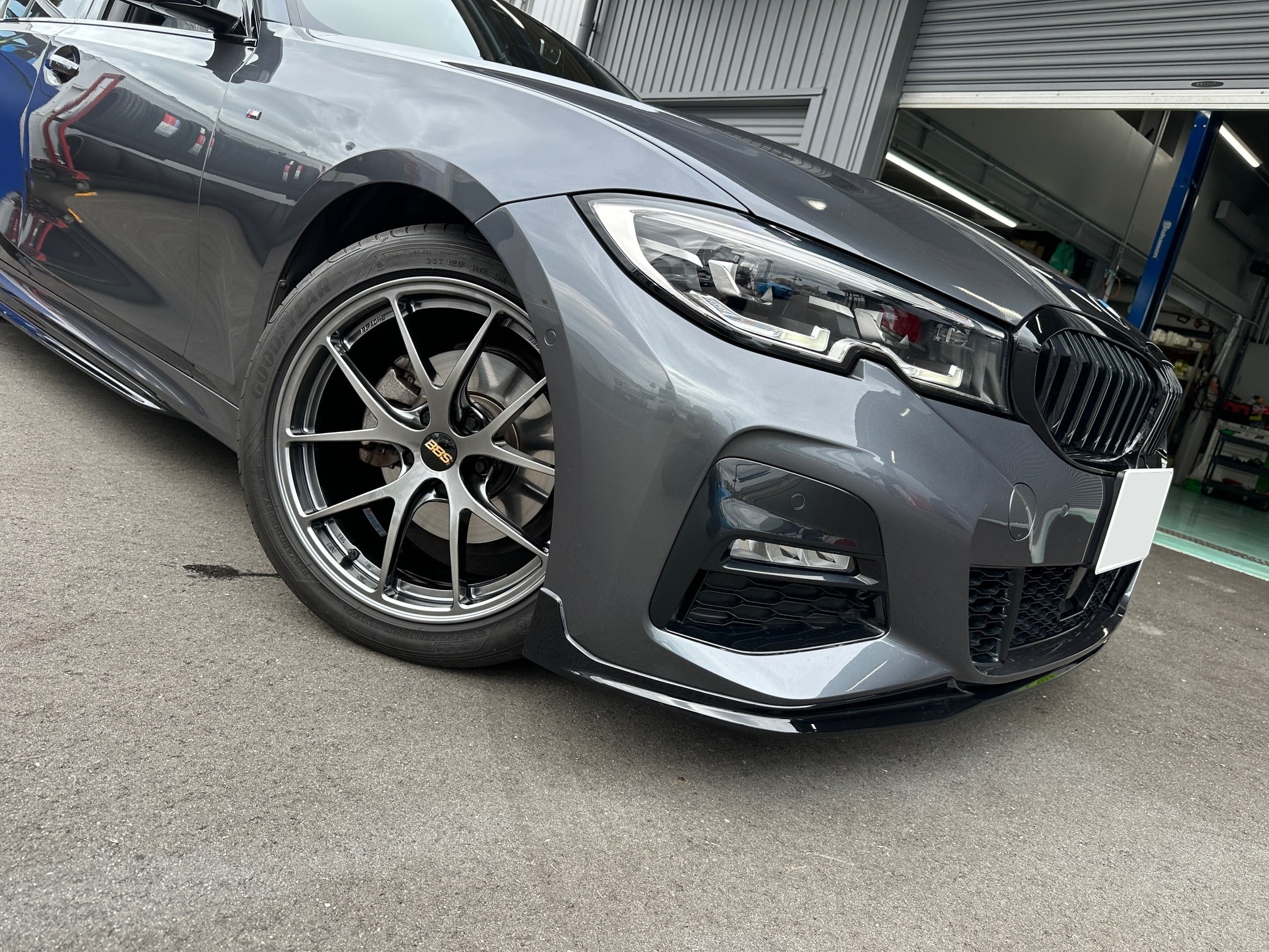 BBS JAPAN 18インチホイールと言えばRI-A！ BMW G20 320iへ装着です(^_^) | Studie[スタディ]