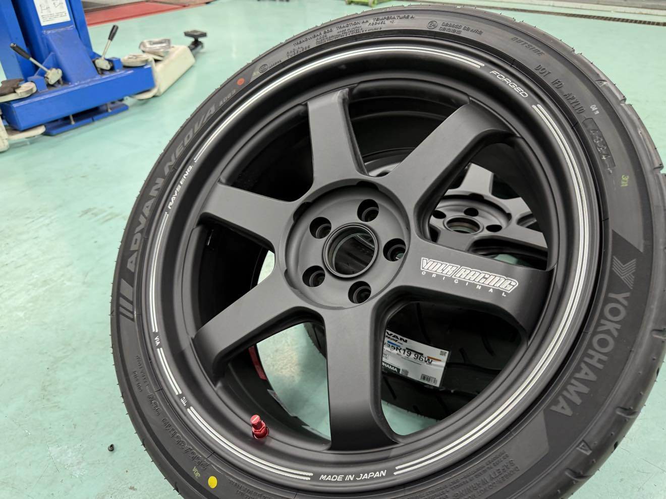 BMW G29 Z4へADVAN NEOVA&RAYS TE37コンビネーション(^_^) | Studie[スタディ]