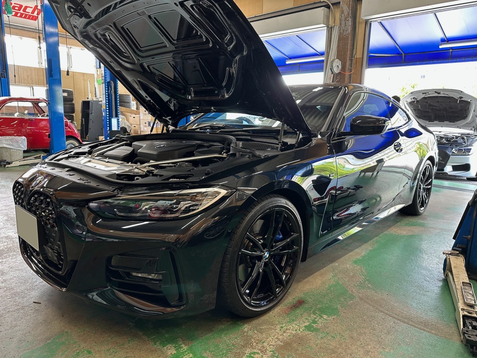 BMW G22 420i へKW V1 サスペンションを装着です(^_^) | Studie[スタディ]