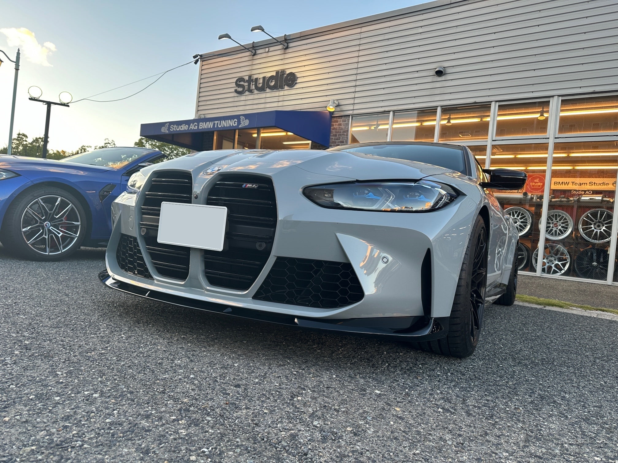 BMW G82 M4へBMW M PERFORMANCEで楽し走りを(^_^) | Studie[スタディ]