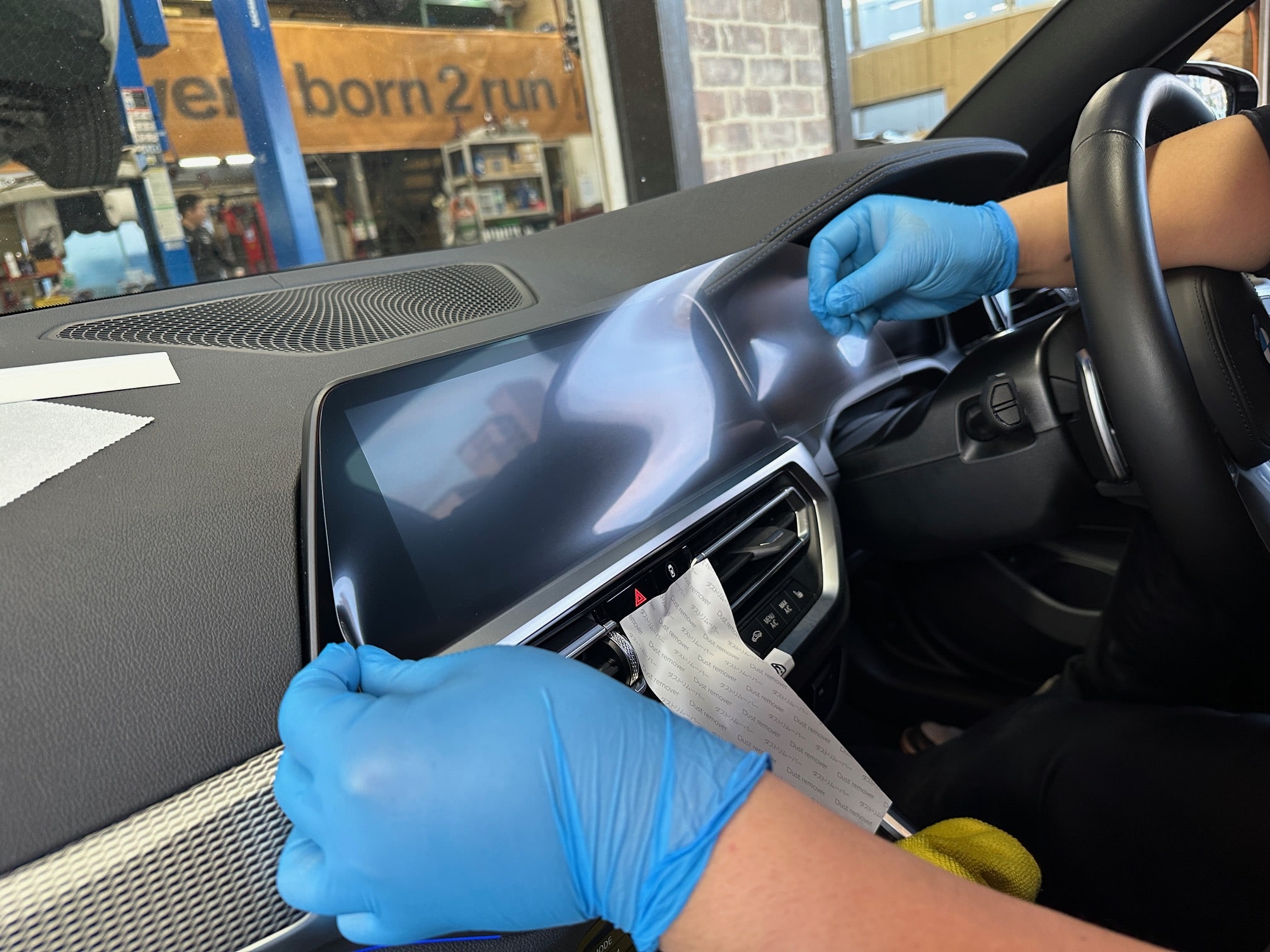 タッチディスプレイをシパッと快適に（^v^）Studie×Deffのディスプレイ保護フィルム！ | Studie[スタディ]