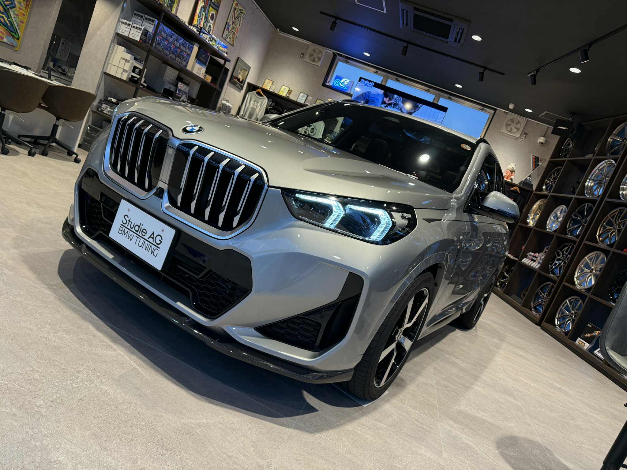 Full 3DDesign仕様のBMW U11 X1が神戸店に初登場！お値段は阪神タイガースの日本シリーズ応援プライス♪♪ | Studie ...