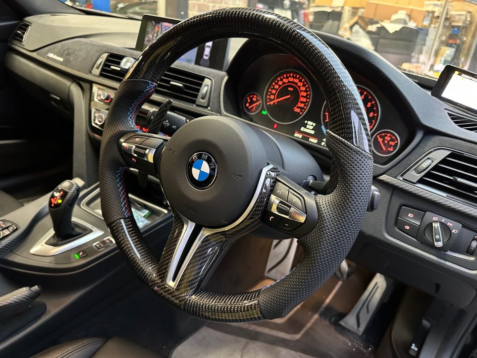 まだまだ間に合います！VERSPIELTカスタムステアリングでBMWと楽しくドライブ！ | Studie[スタディ]