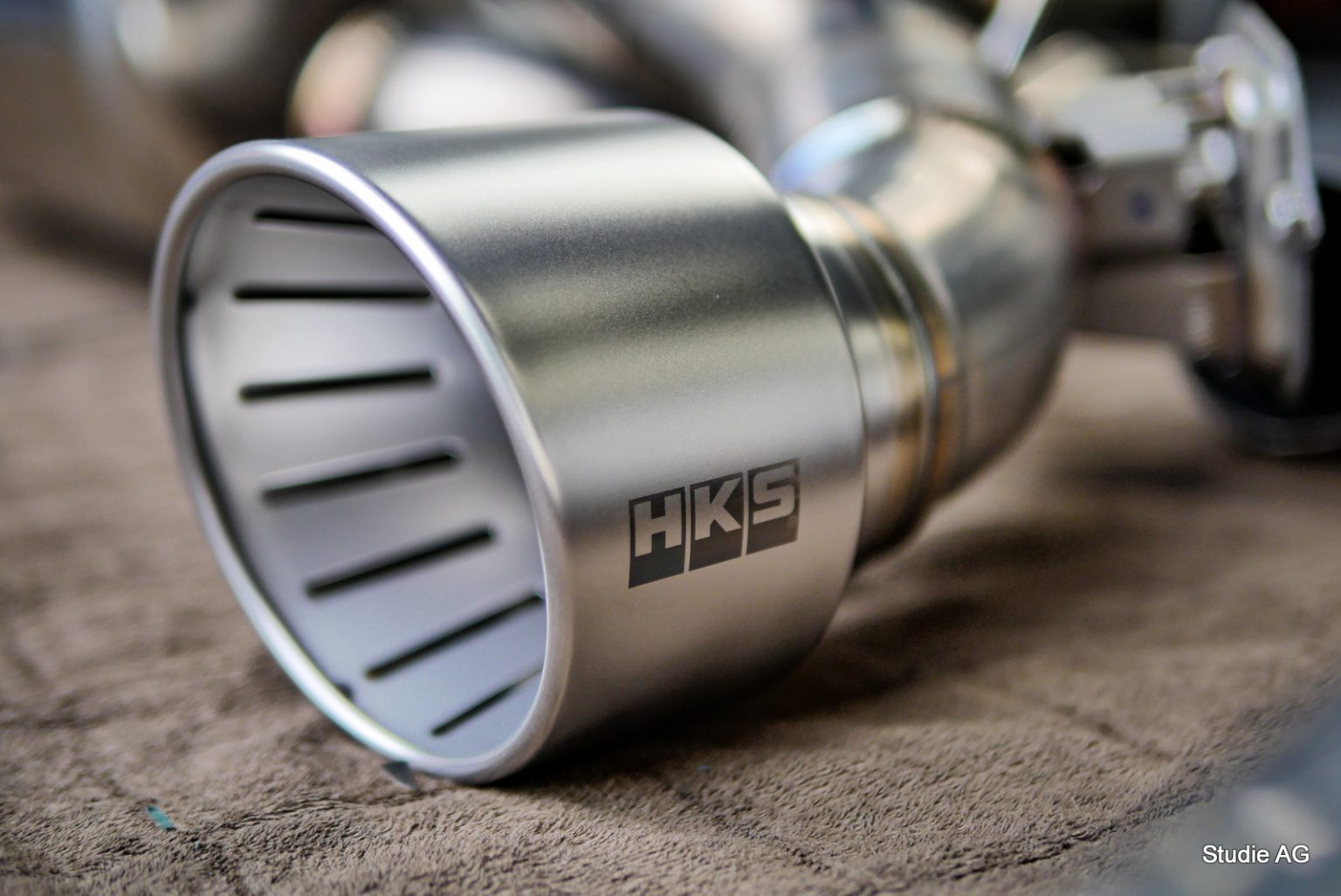 BMW G29 Z4の兄弟車両なGR Supraに！HKS SSRマフラー投入♪ | Studie[スタディ]