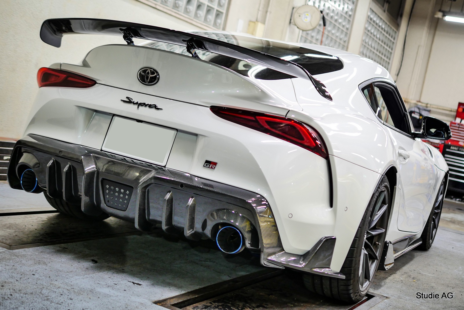 TOYOTA A90/91 GR Supraにもadro Carbonエアロがバチぎまり(*^^)v | Studie[スタディ]